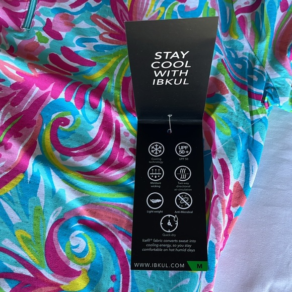 IBKUL | Tops | Ibkul Short Sleeve Zip Mock Neck Top In Aubrey Candy ...